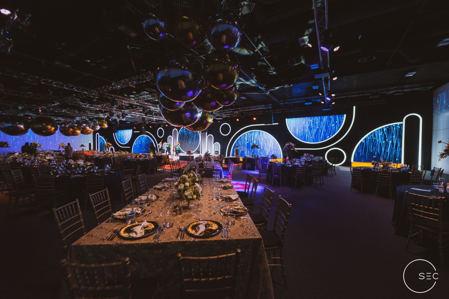 Конферентен сценичен дизайн | Sofia Event Center